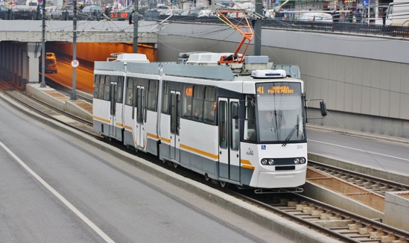 Cel mai nou tramvai românesc e în teste la Timișoara | Radio ZU