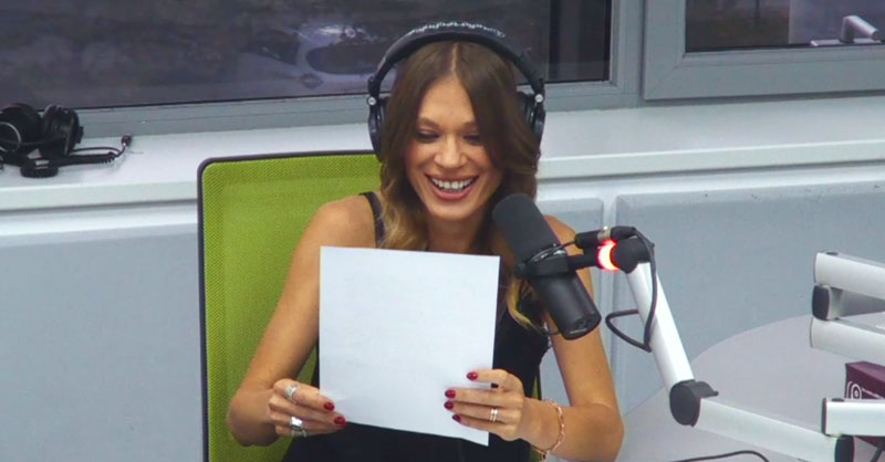 VIDEO | Breaking news: Emma prezintă știrile ZU | Radio ZU