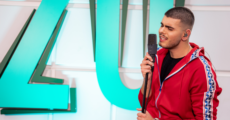 LIVE la ZU: Andrei Bănuță cântă în premieră „Nu te iert” | Radio ZU