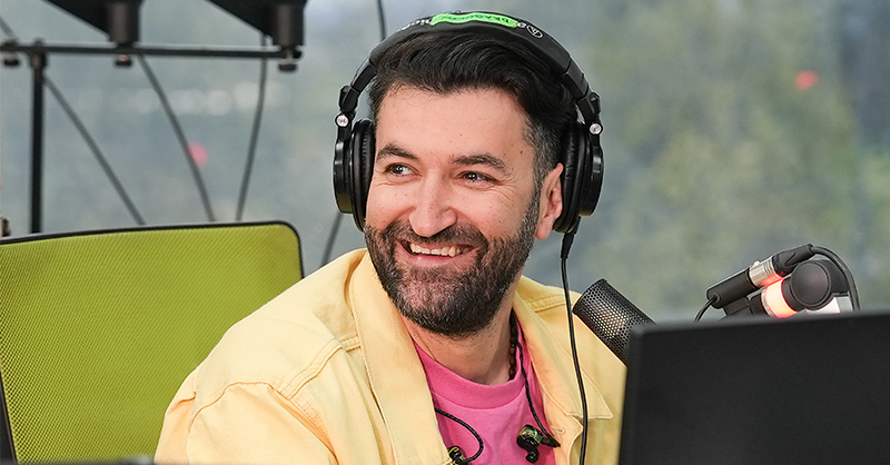 LIVE la ZU | Smiley cântă în PREMIERĂ noua lui piesă, „Aia e” | Radio ZU