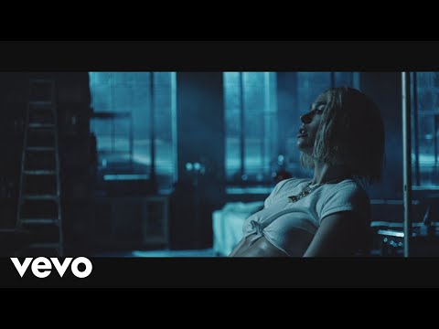 Silk City, Dua Lipa ft. Diplo, Mark Ronson - Electricity | VIDEOCLIP ...