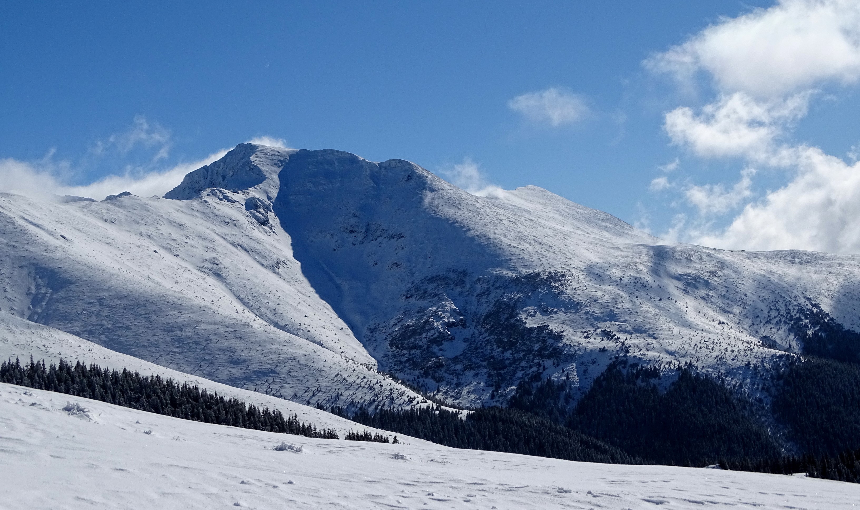 Despre februarie | Romantic FM